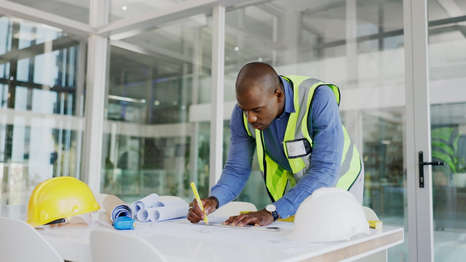 The Ins and Outs of Contractor Insurance | Mercer Insurance Associates