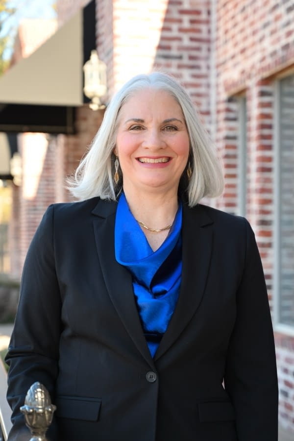 Meet Our Team | E-Z Pay Insurance